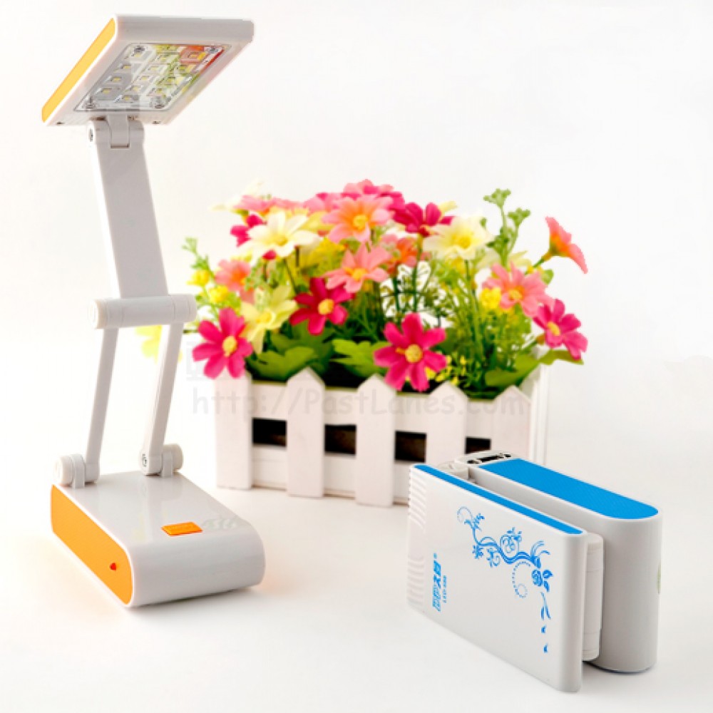 Foldable Rechargeable Lamp
